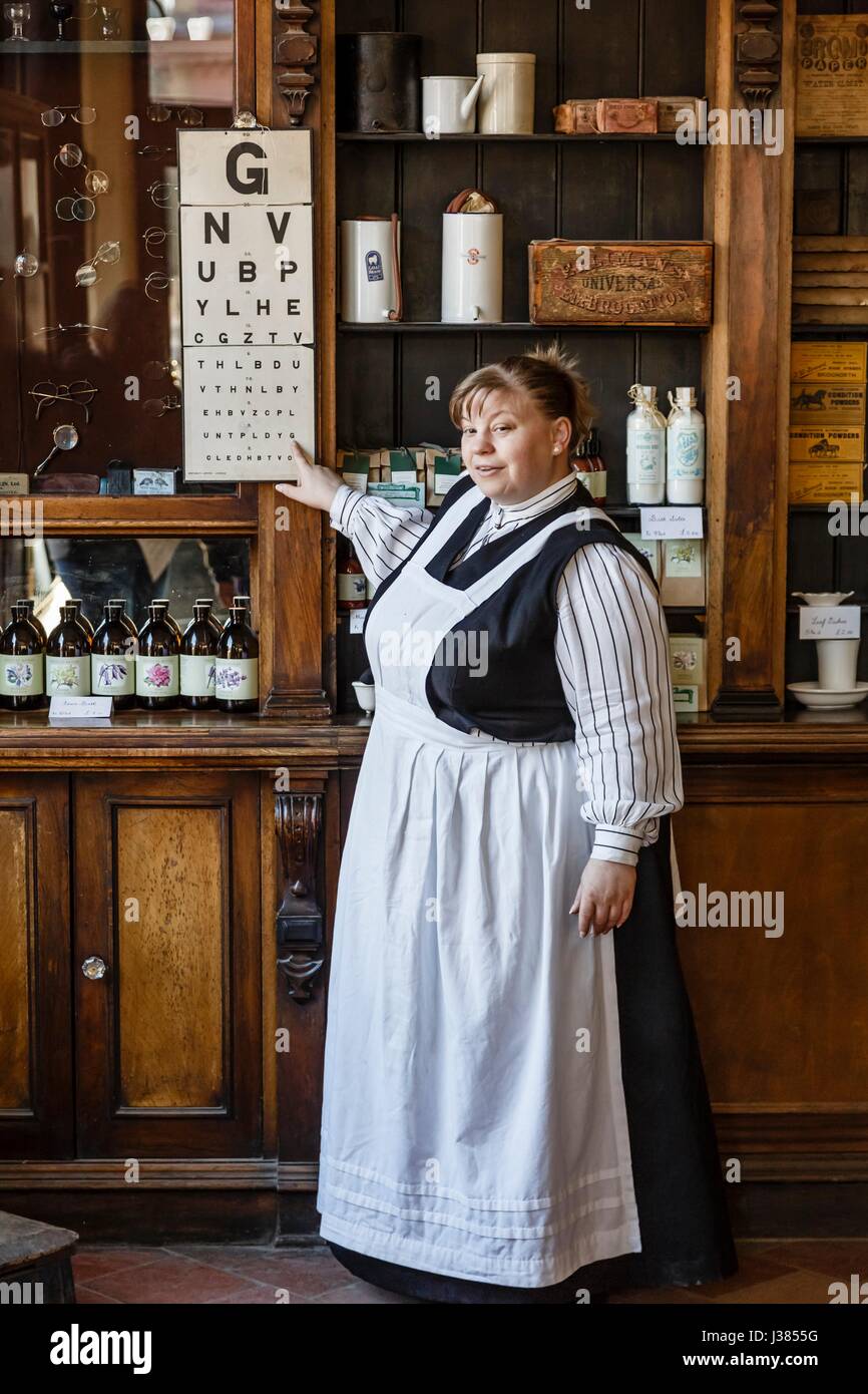 Victorian Pharmacy Stock Photos & Victorian Pharmacy Stock Images - Alamy