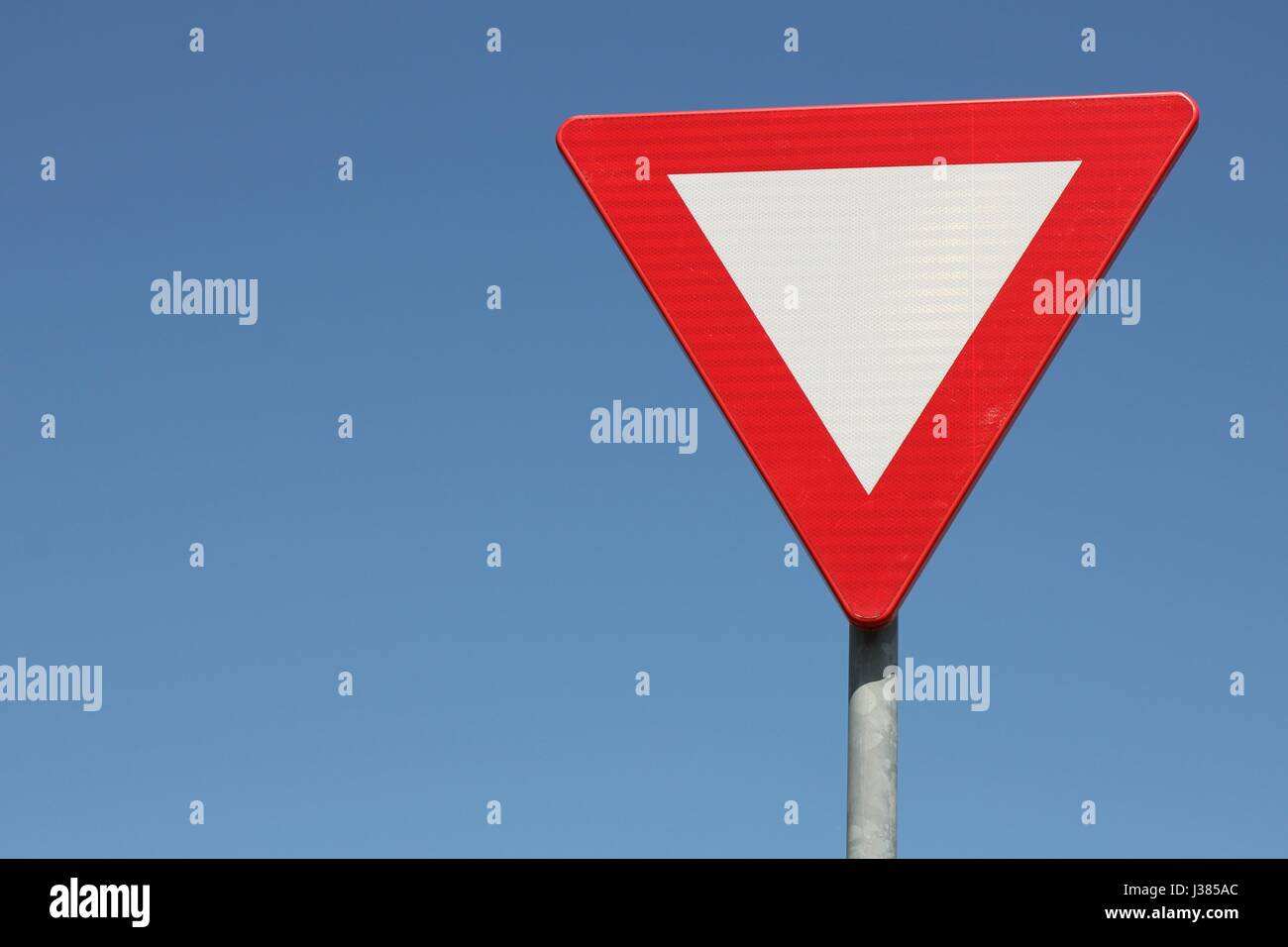 Give way priority road sign hi-res stock photography and images - Alamy