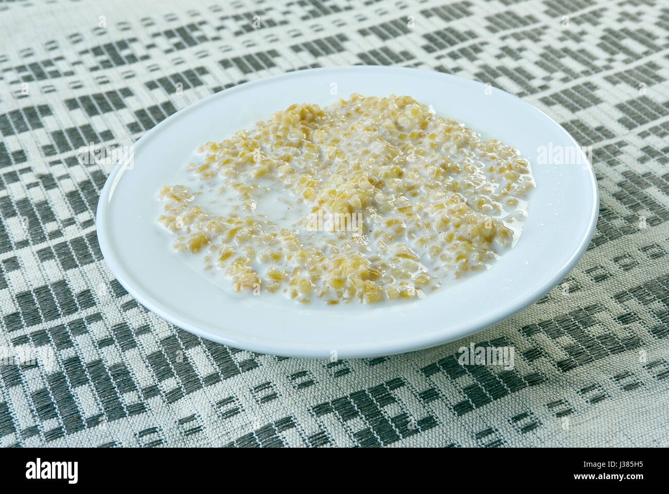 Helmipuuro - Finnish dairy semolina porridge Stock Photo - Alamy