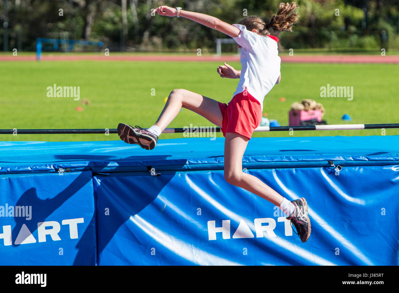 Children compete in primary hi-res stock photography and images - Alamy