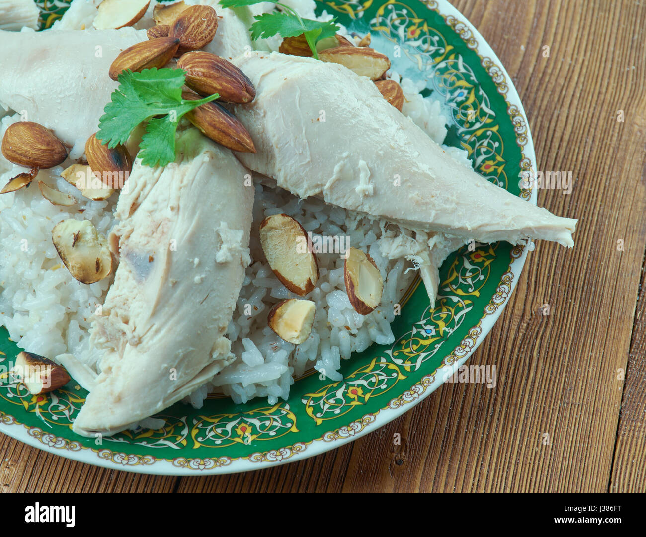 Lebanese Chicken and Rice Riz bi-Djaj Stock Photo - Alamy