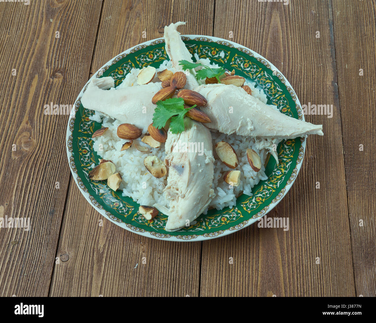 Lebanese Chicken and Rice Riz bi-Djaj Stock Photo - Alamy