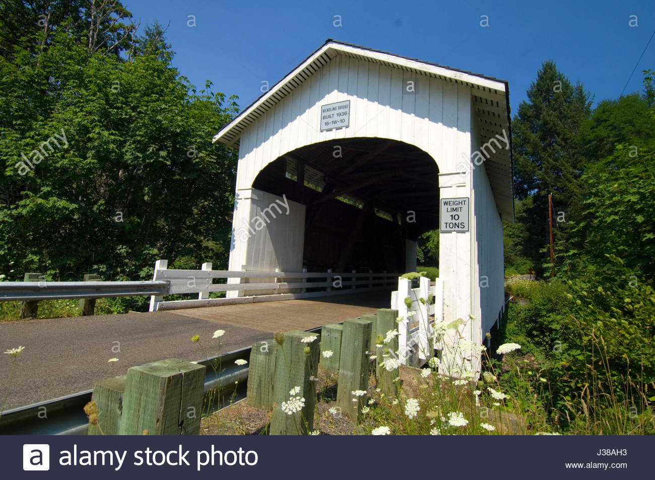 Historic Timber Truss Bridge High Resolution Stock Photography and ...