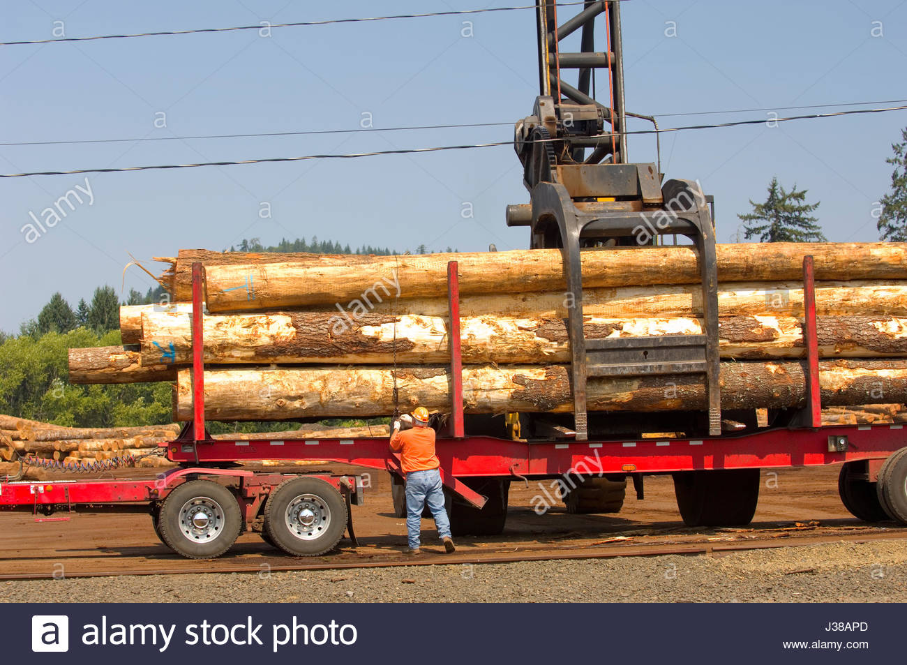 Timber Grapple High Resolution Stock Photography and Images - Alamy
