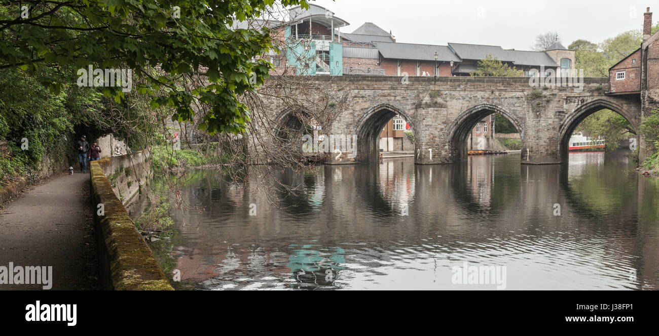 Durham riverbank hi-res stock photography and images - Alamy