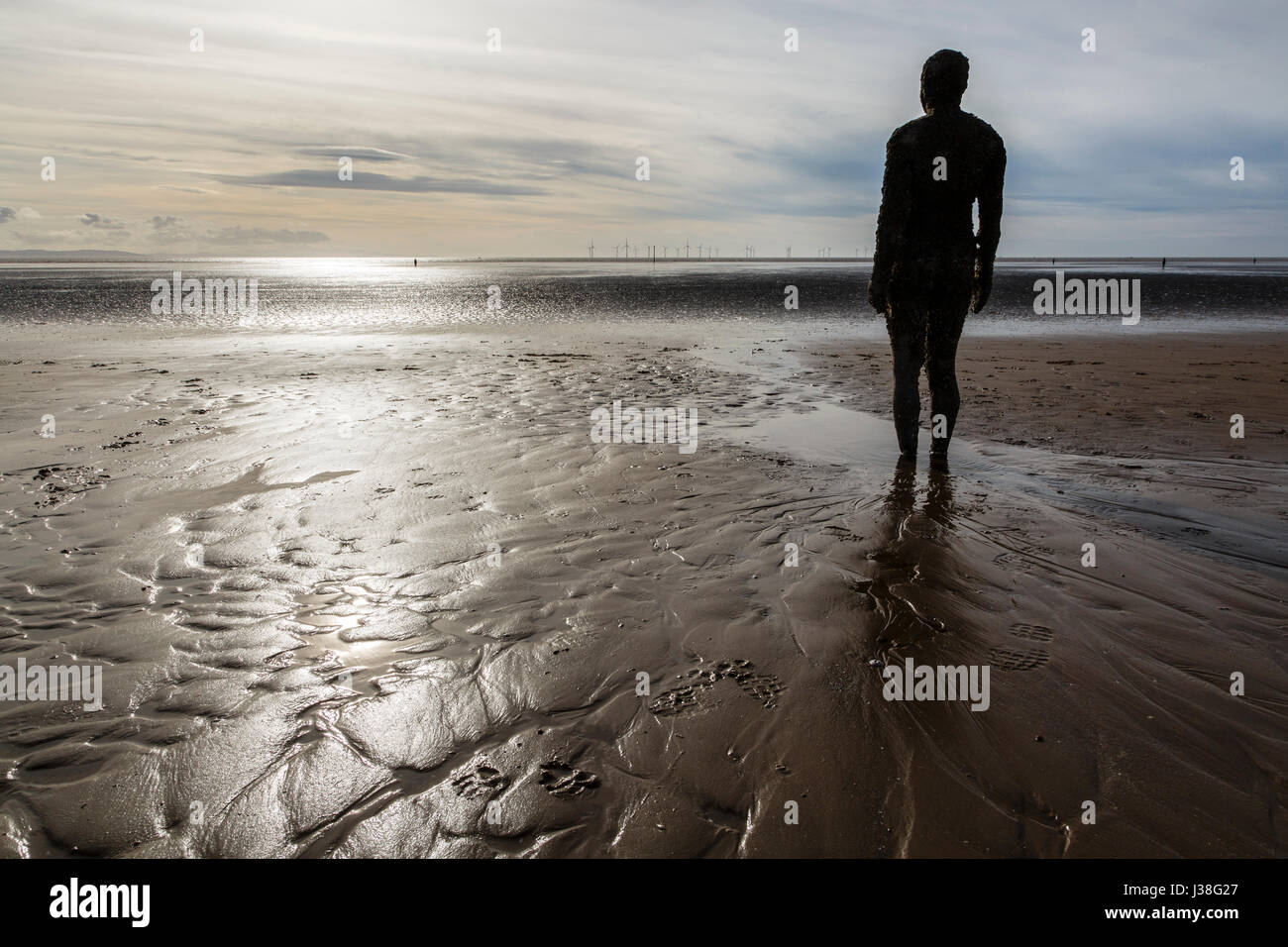 Sir Antony Gormley's 'Another Place' statues, Crosby Beach, Sefton ...