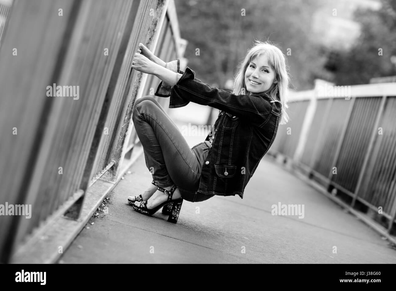 model lifestyle shoot Stock Photo - Alamy