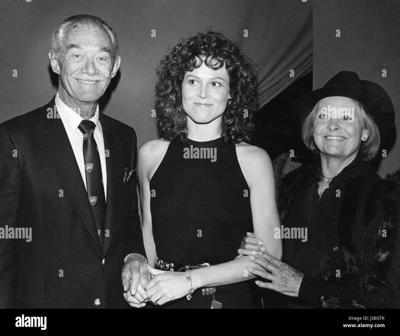 Los Angeles.CA.USA. LIBRARY: Sigourney Weaver with parents Sylvester ...
