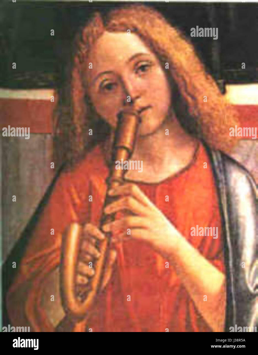 Cromorne refers to a type of woodwind instrument similar to an oboe ...