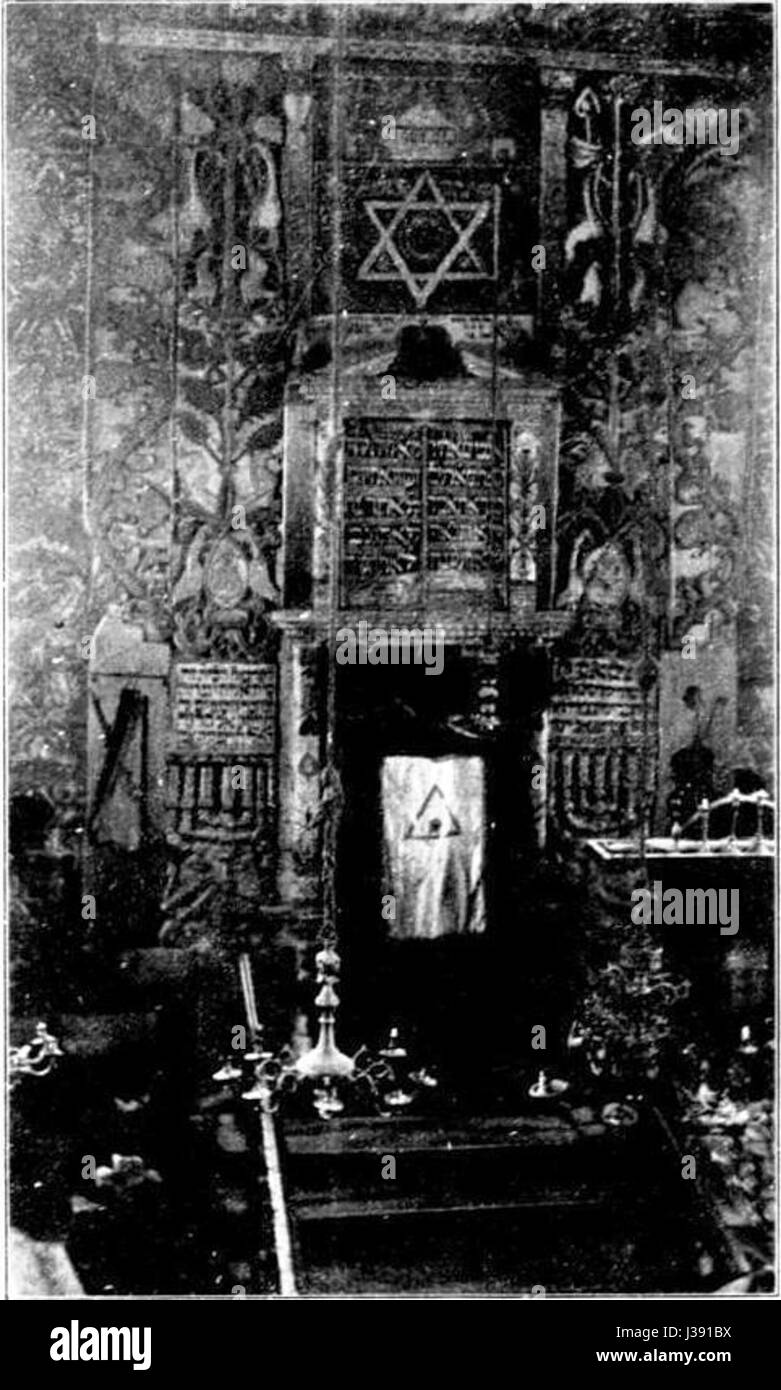 This image depicts the Chodorow Synagogue, an important Jewish place of ...