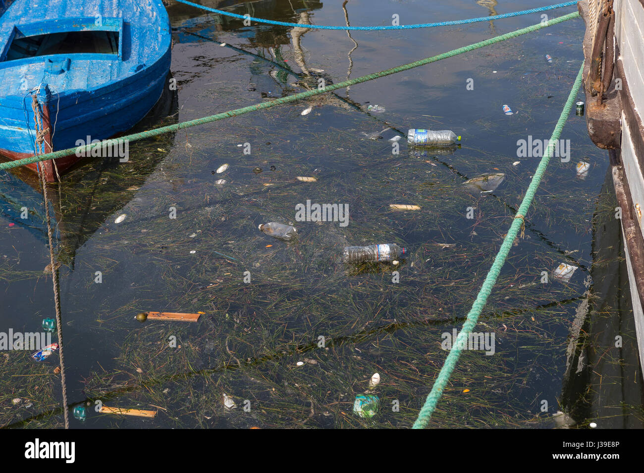 Ocean plastic pollution boat High Resolution Stock Photography and ...