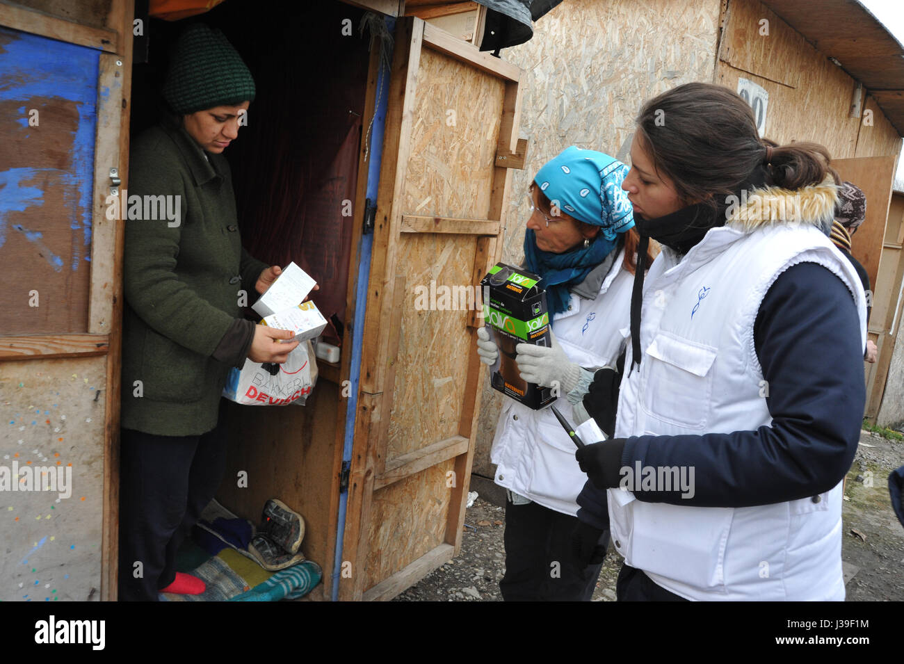 Reportage on volunteers with the french charity, gynecologists without ...