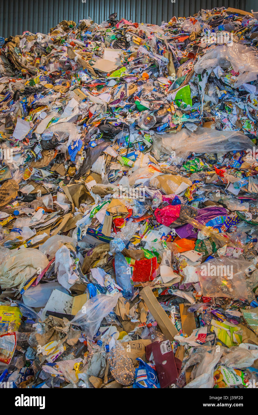 Waste processing hi-res stock photography and images - Alamy