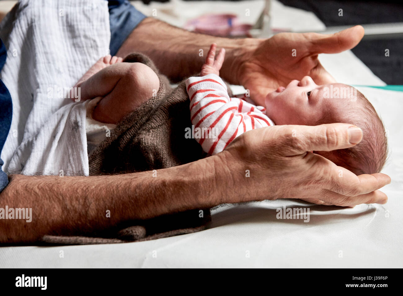 Midwife baby examinations hi-res stock photography and images - Alamy
