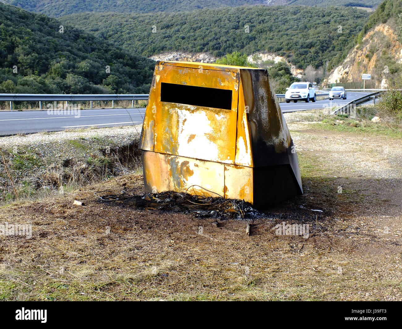 Automatic radar hi-res stock photography and images - Alamy