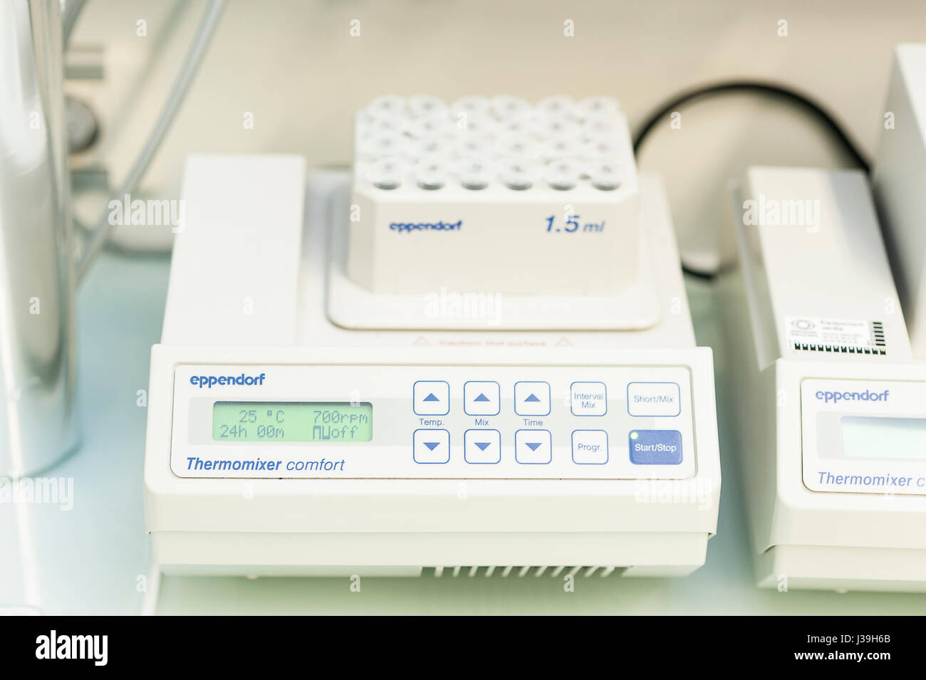 Device researchers hi-res stock photography and images - Alamy