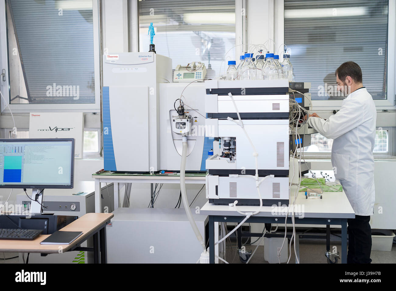 Cancer mass spectrometry hi-res stock photography and images - Alamy