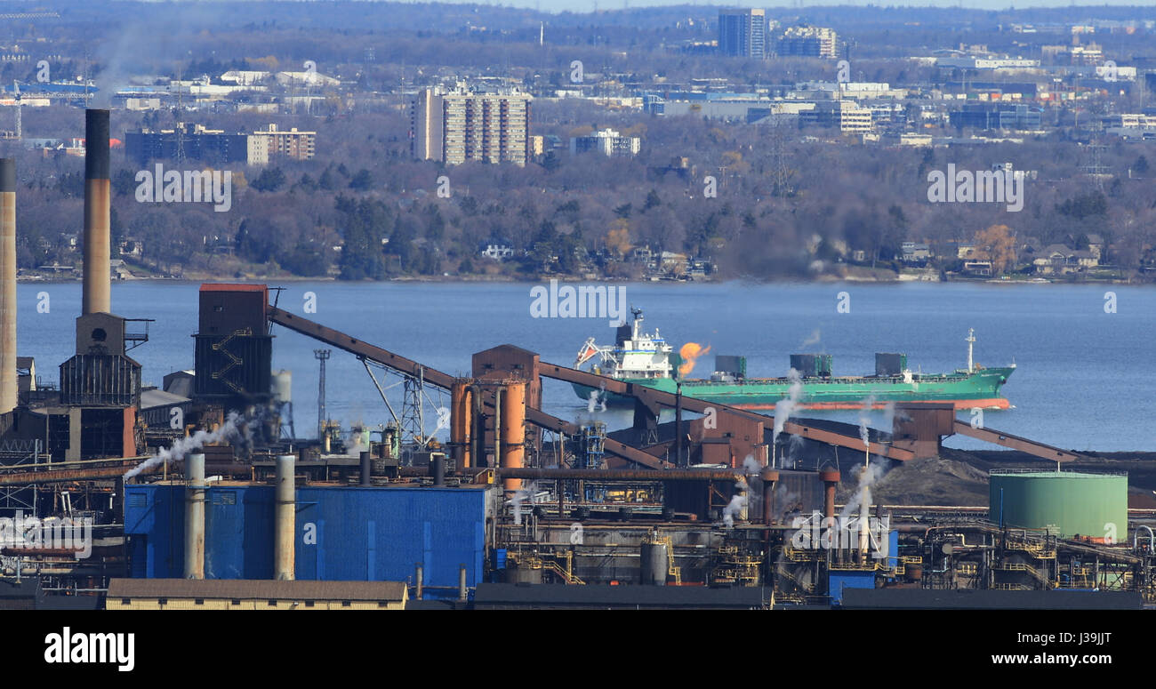 A View of Hamilton harbour from the Niagara escarpment with lake ...