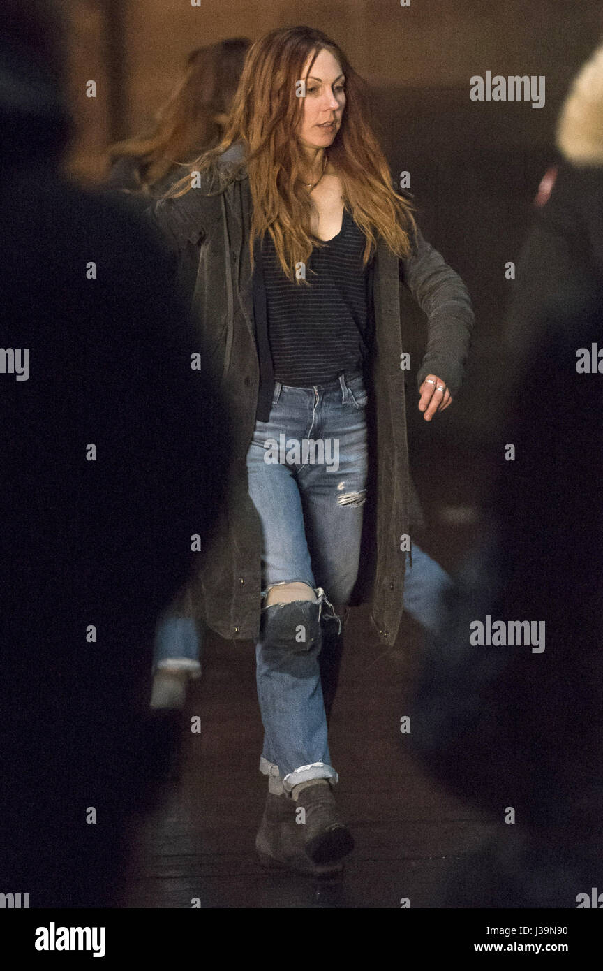 Filming of 'Avengers: Infinity War' on the Royal Mile in Edinburgh ...