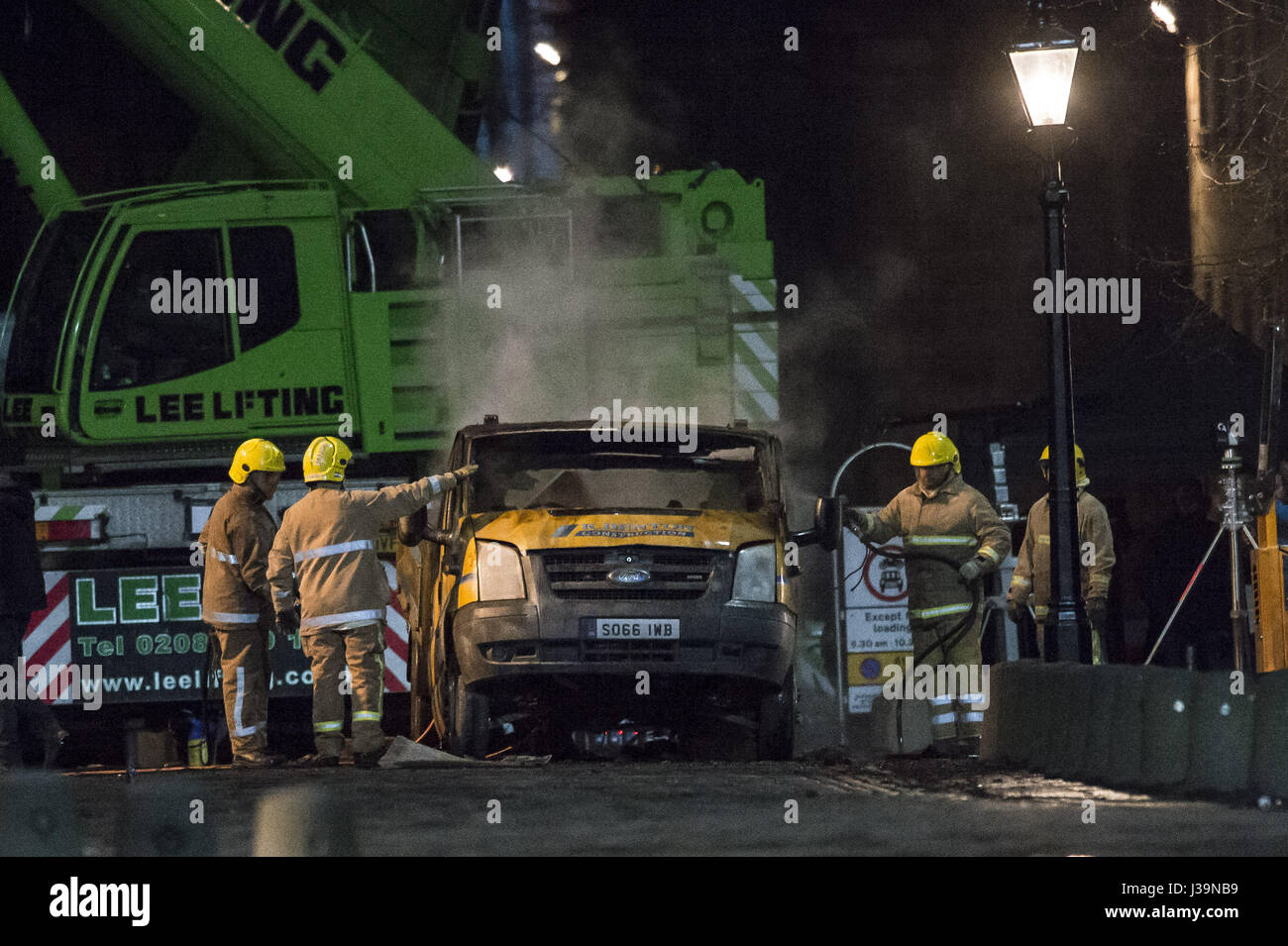 Filming of 'Avengers: Infinity War' on the Royal Mile in Edinburgh ...