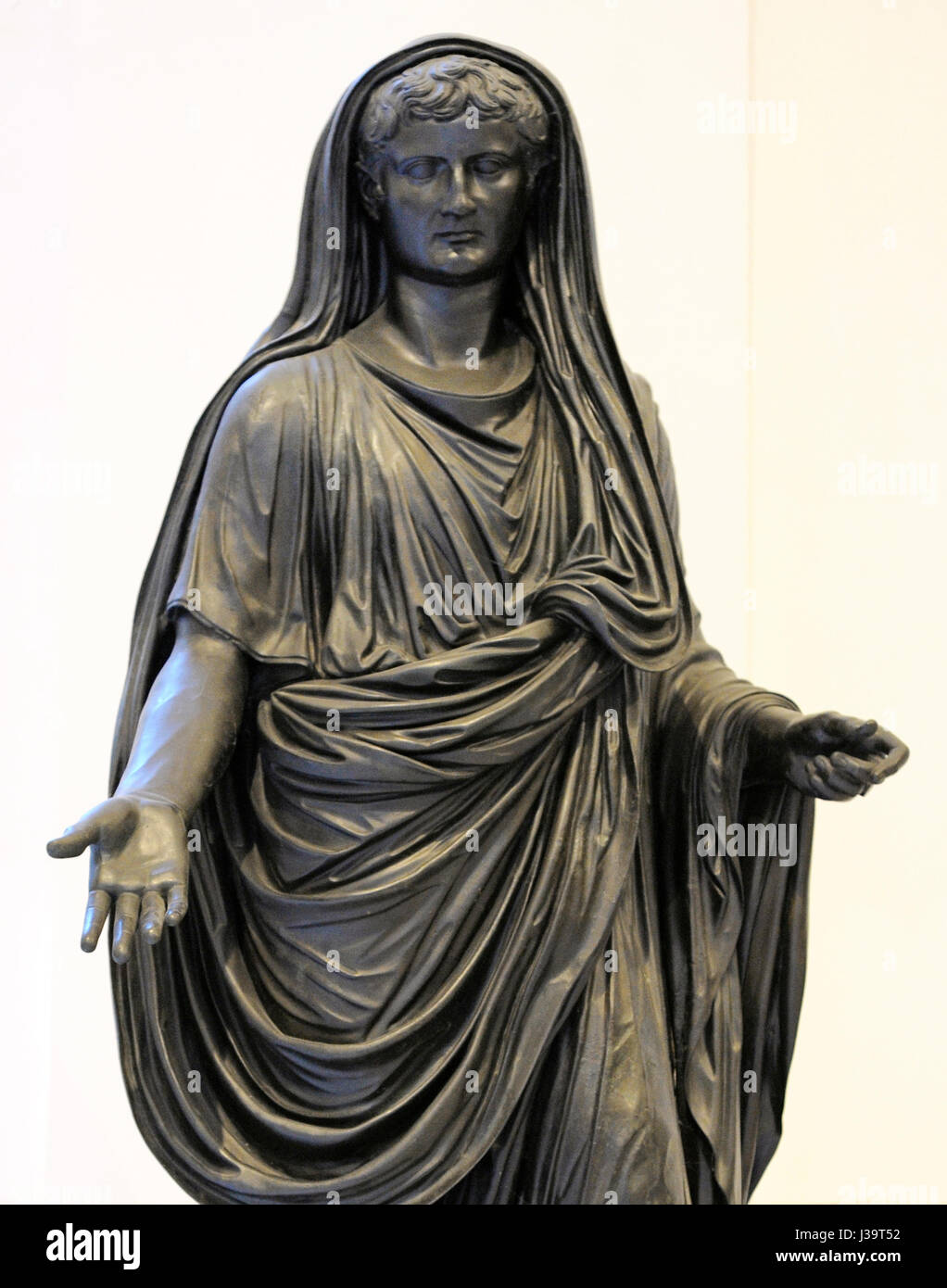 Julio claudian dynasty hi-res stock photography and images - Alamy