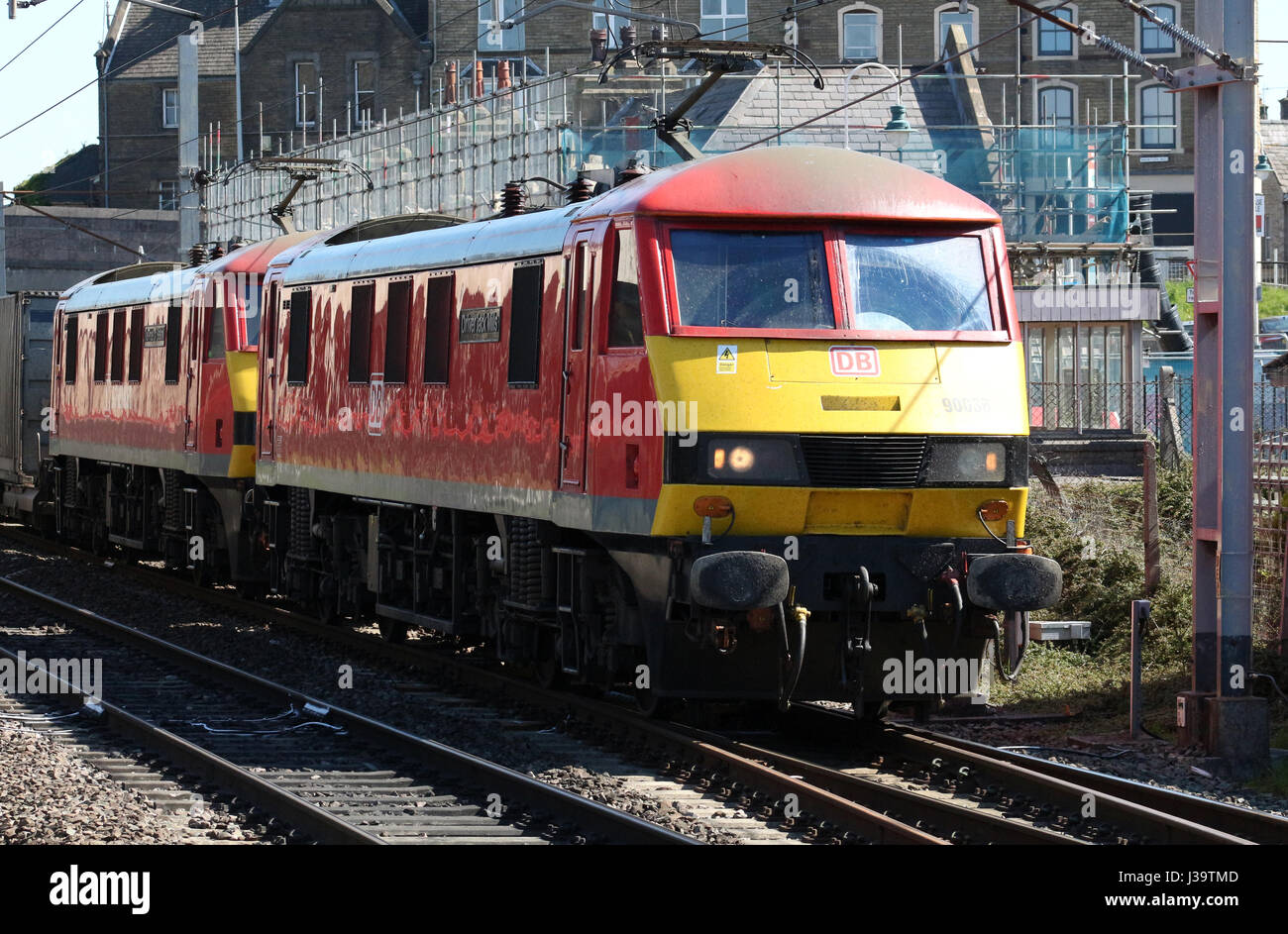 Class 90 electric locomotives hi-res stock photography and images - Alamy