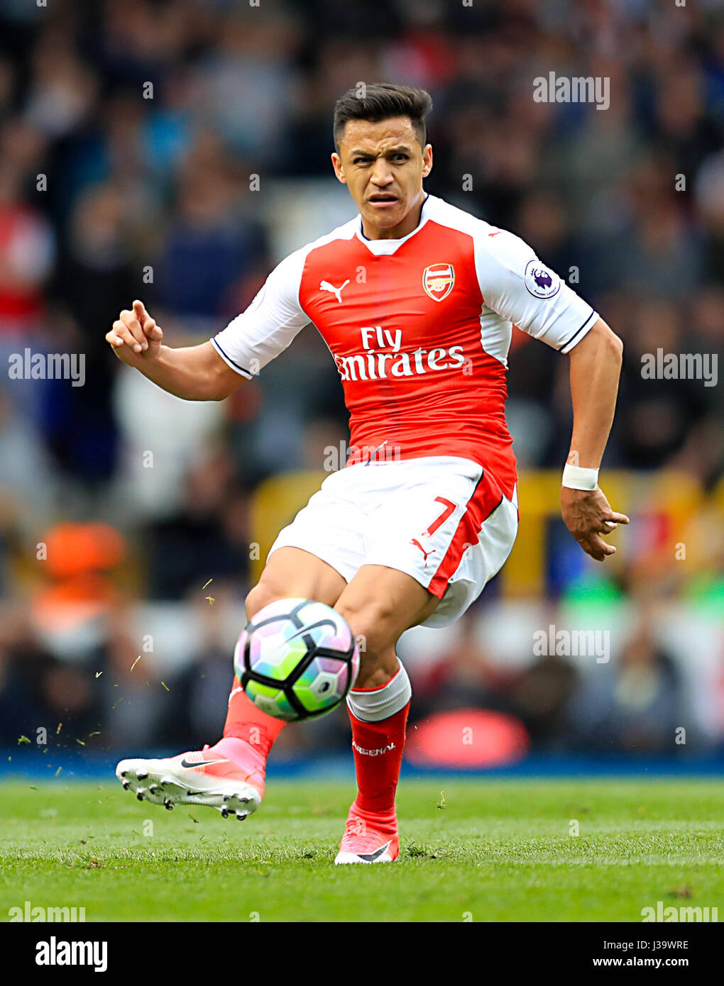 Alexis Sanchez, Arsenal Stock Photo - Alamy