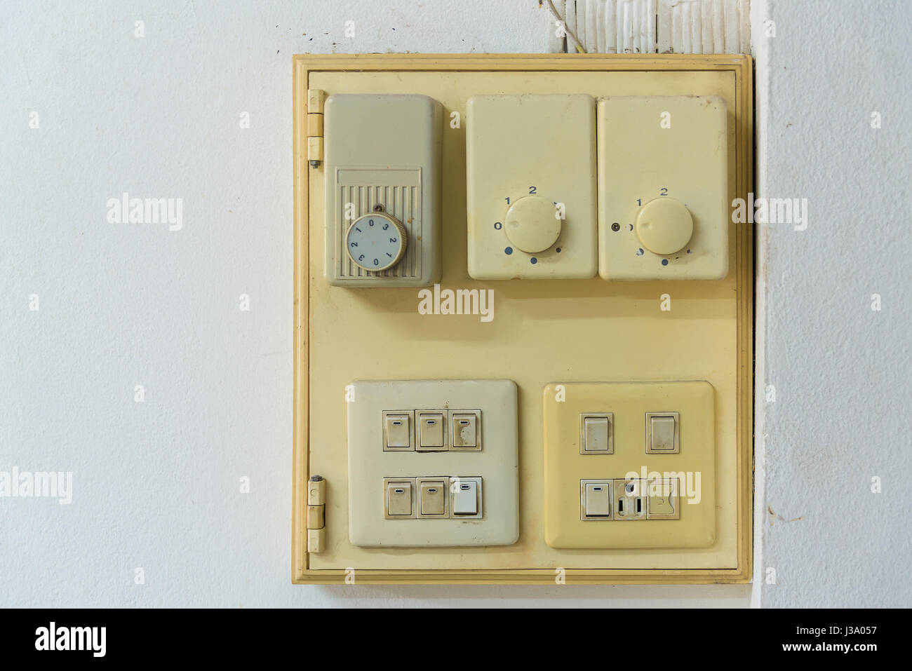 Close-up of old socket, electrical outlet on the wall Stock Photo - Alamy