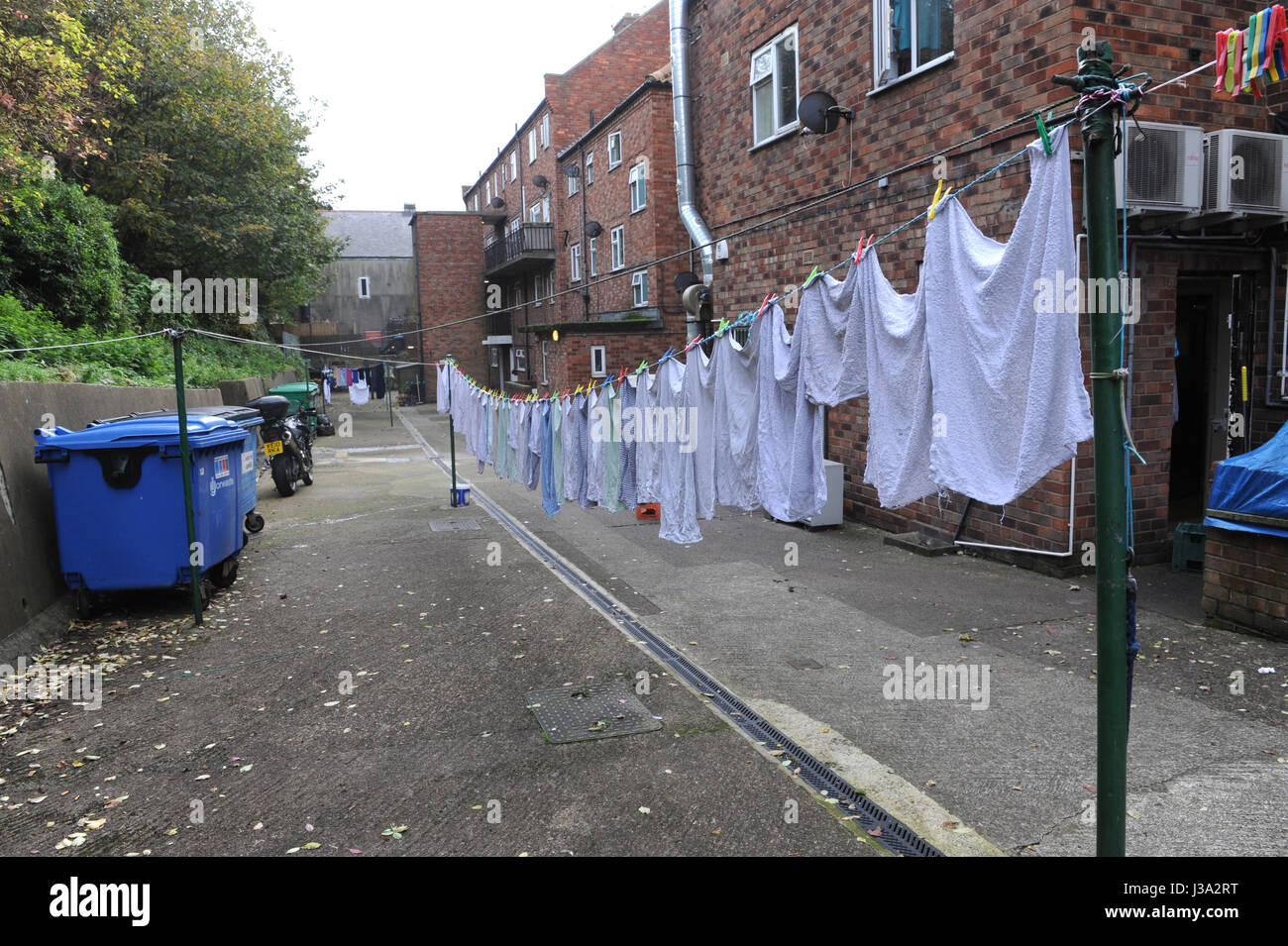 Washing line in back yard in Whitby, North Yorkshire Stock Photo - Alamy