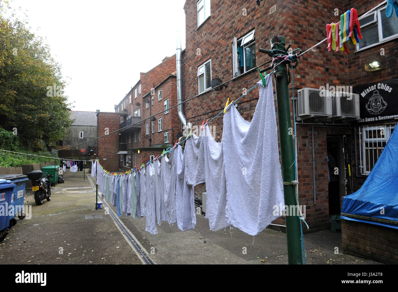 Washing line in back yard in Whitby, North Yorkshire Stock Photo - Alamy