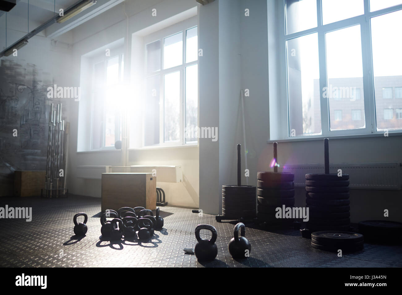 Empty gym hi-res stock photography and images - Alamy