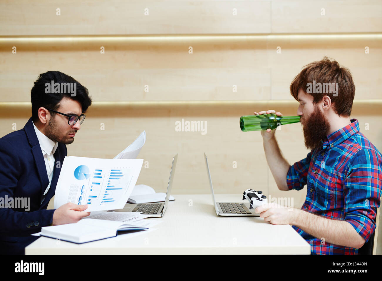 Different types of workers hi-res stock photography and images - Alamy