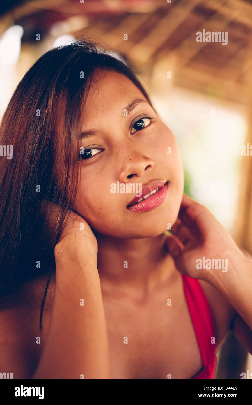 Beautiful Portrait of young Asian girl smiling Stock Photo - Alamy