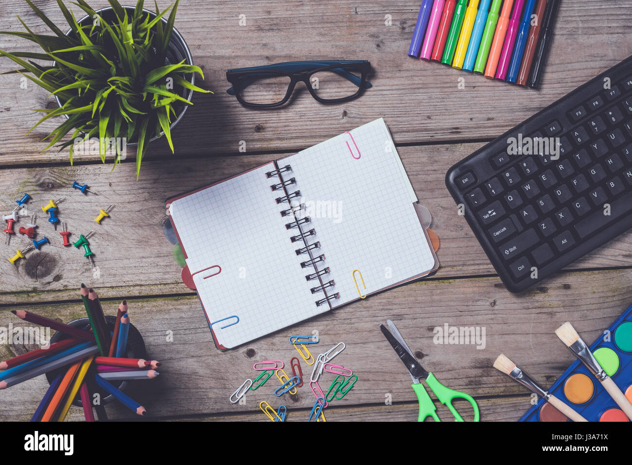 School desk aerial hi-res stock photography and images - Alamy