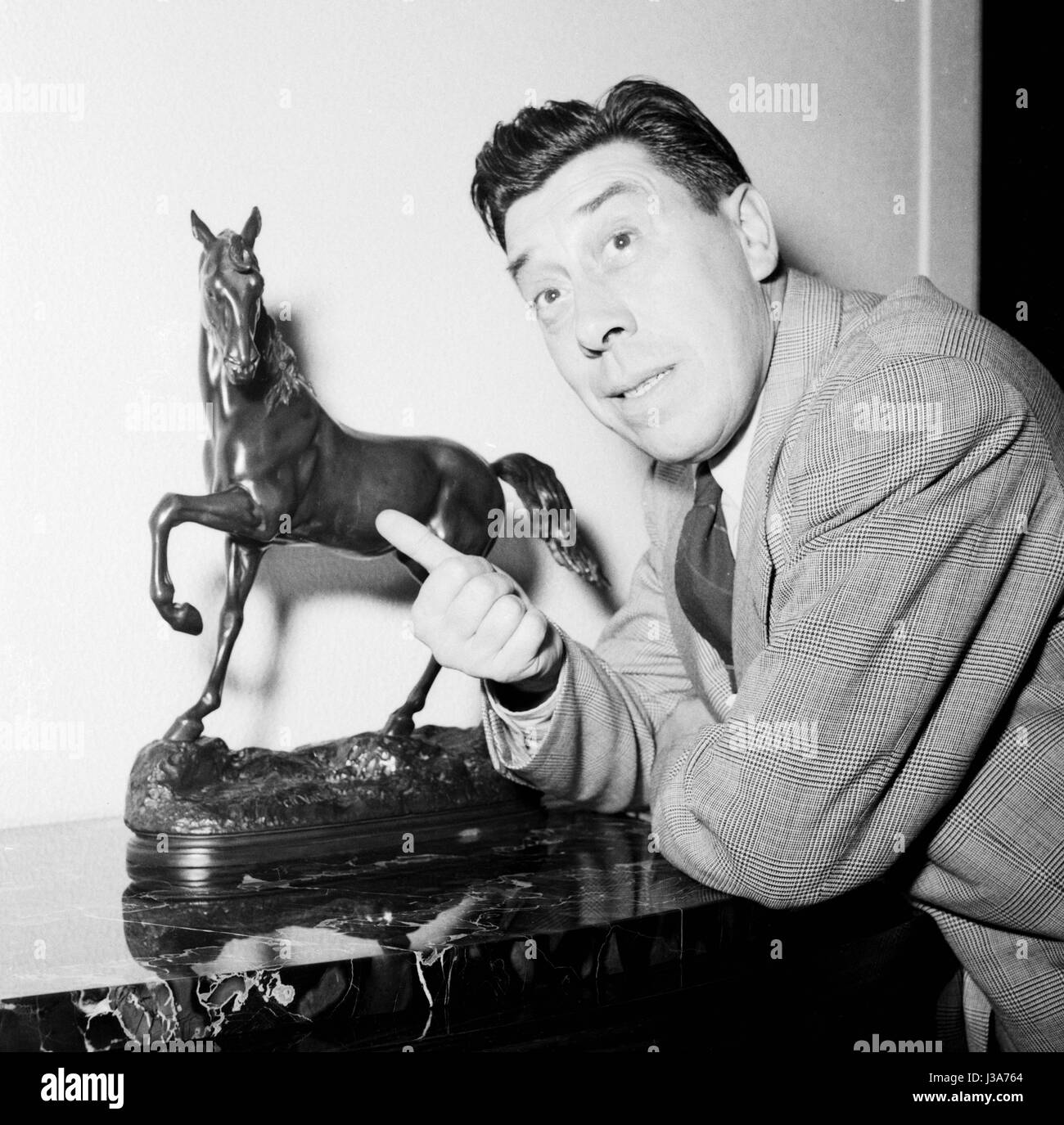 Avenue foch paris Black and White Stock Photos & Images - Alamy