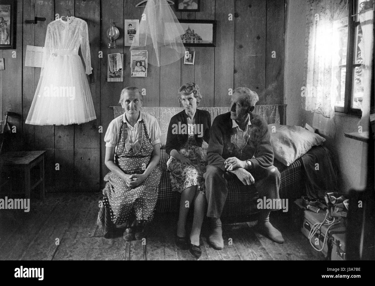 Germans emigrating to Australia, 1959 Stock Photo - Alamy