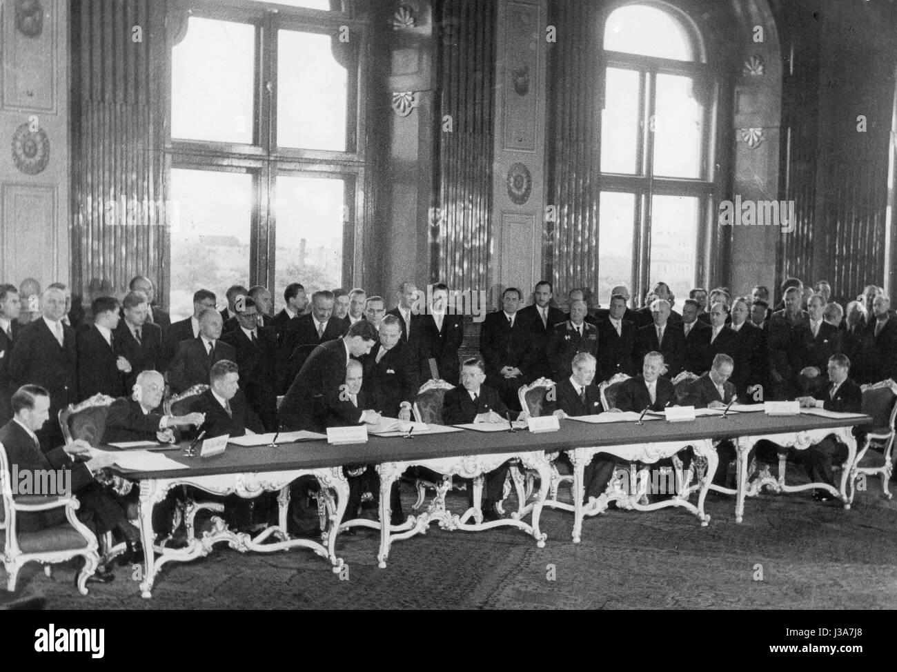 Signing of the Austrian State Treaty, 1955 Stock Photo - Alamy