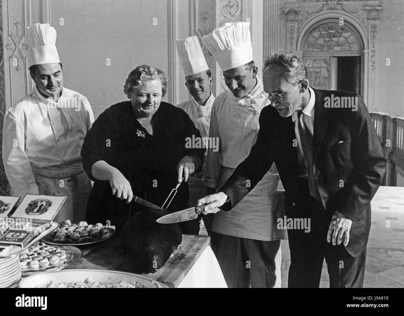 Plate food buffet Black and White Stock Photos & Images - Alamy