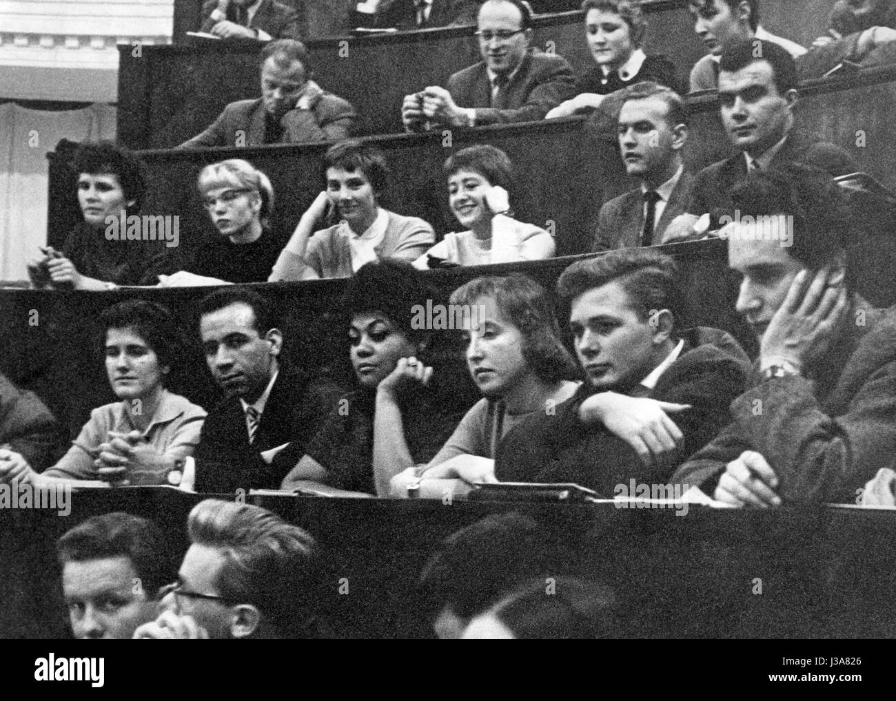 Medical students lecture hall Black and White Stock Photos & Images - Alamy