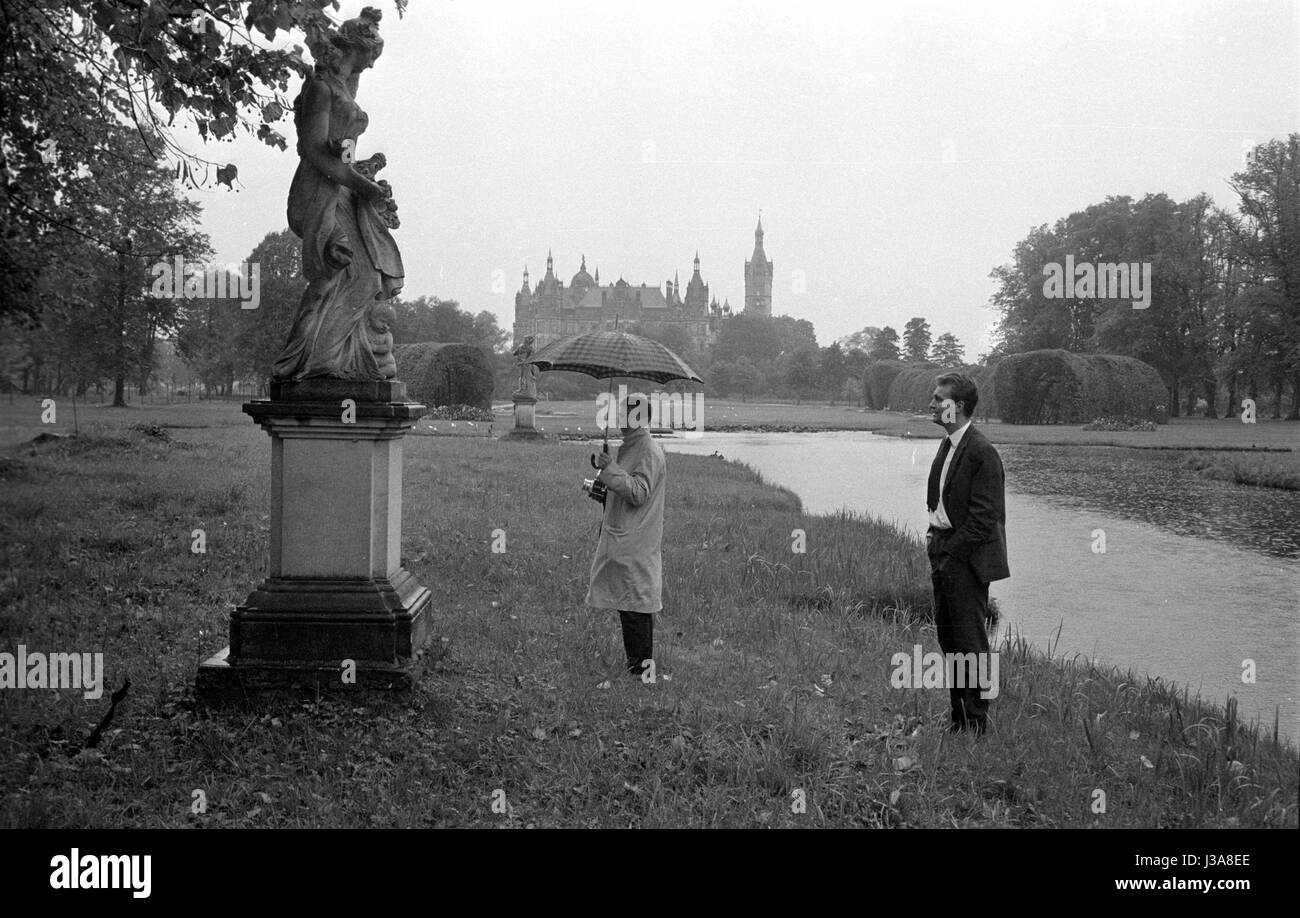 Castle garden in front Black and White Stock Photos & Images - Alamy