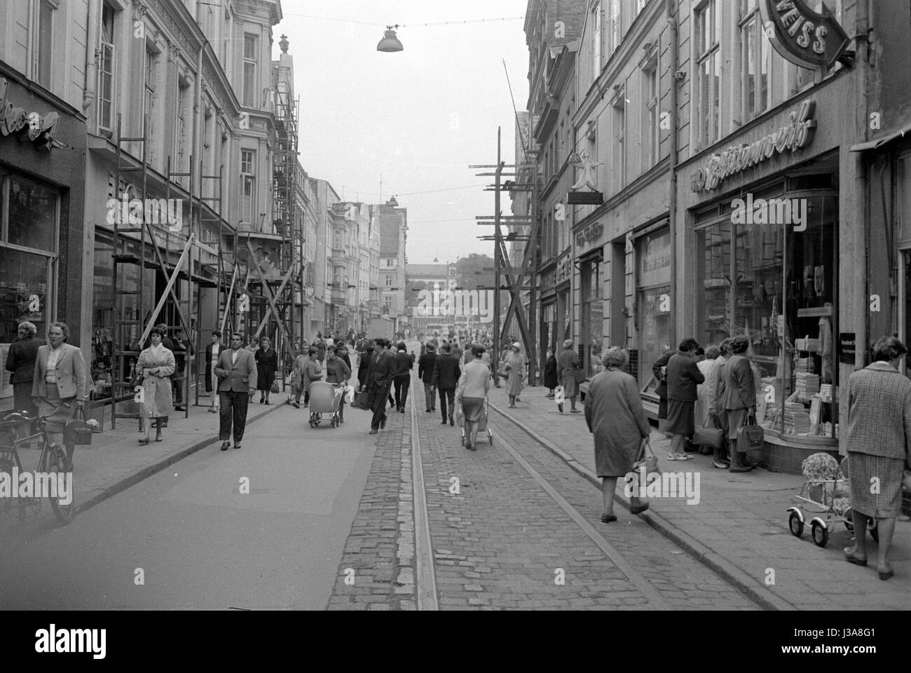 Street business storefronts Black and White Stock Photos & Images - Alamy