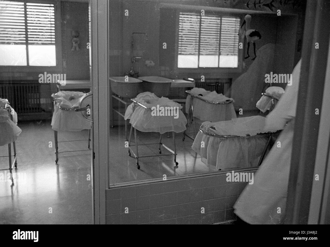The obstetrics ward of a hospital in Madrid, 1963 Stock Photo - Alamy