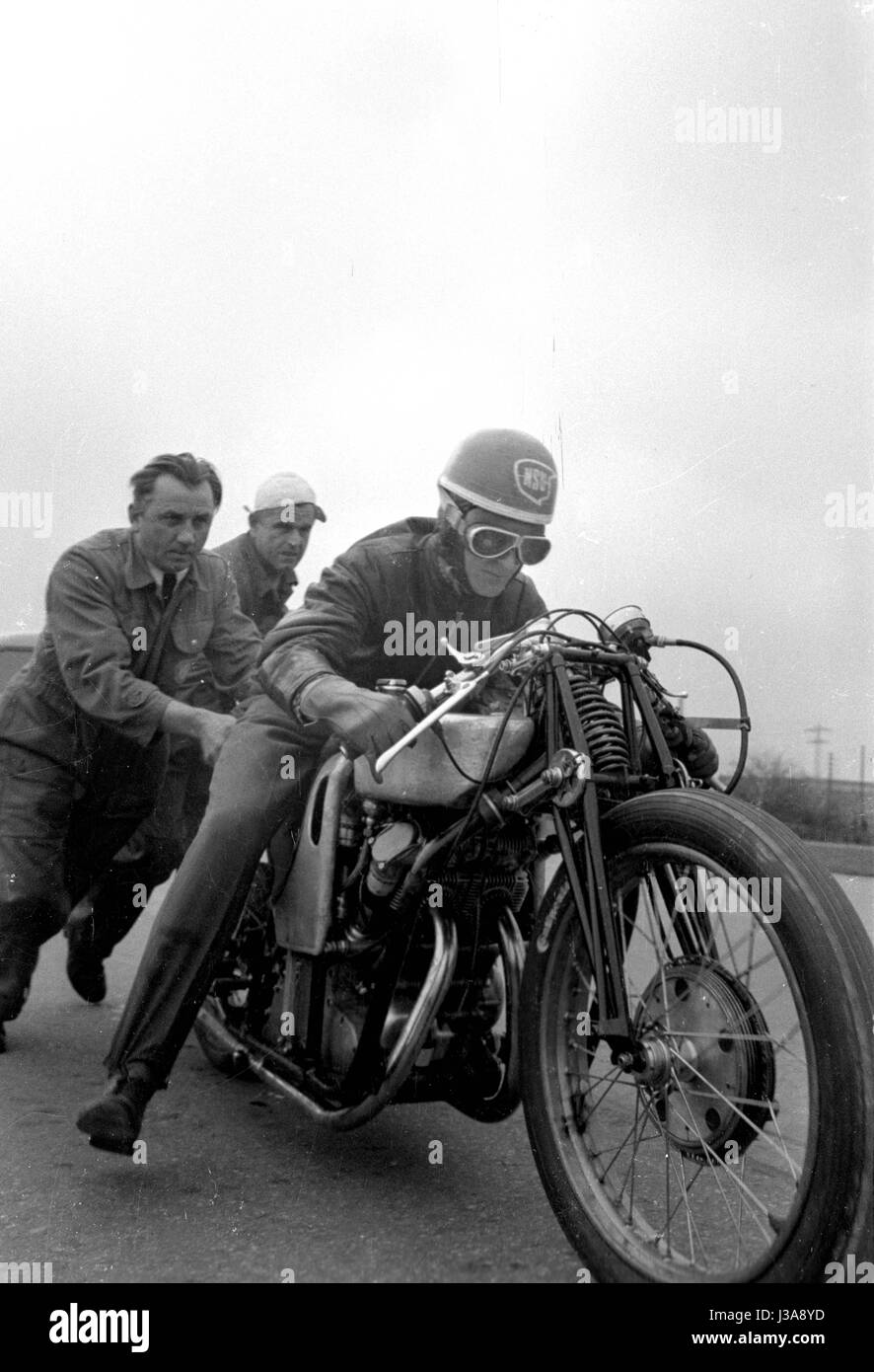 Streamlined racing car Black and White Stock Photos & Images - Alamy