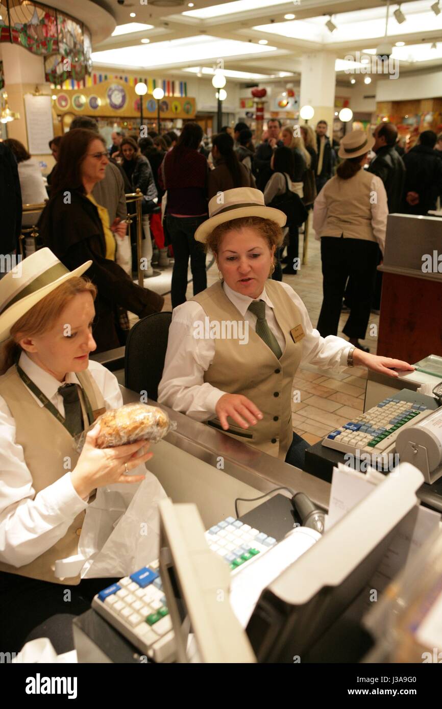Harrods cashier hi-res stock photography and images - Alamy