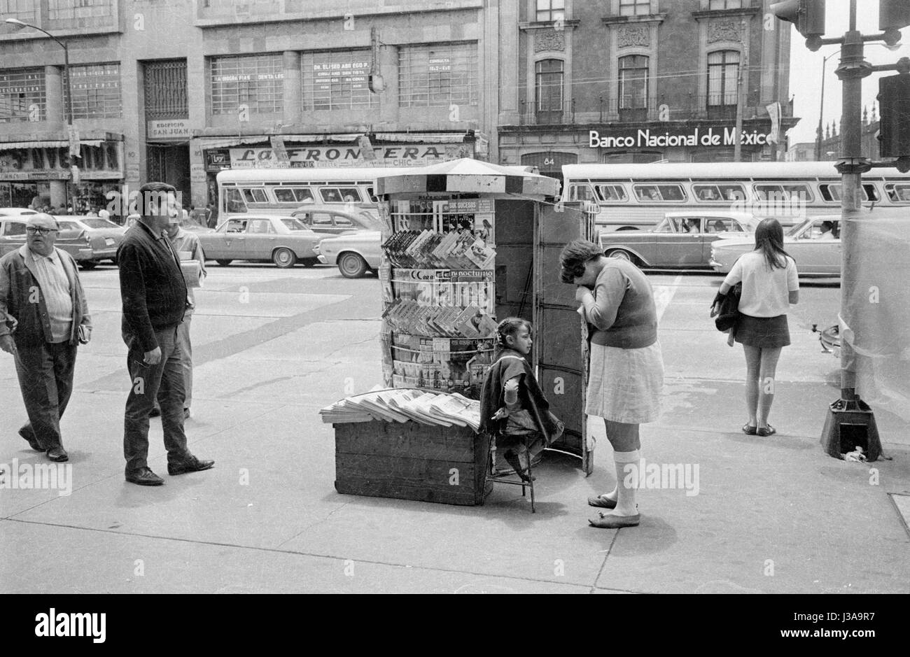 1970 newspaper hi-res stock photography and images - Alamy