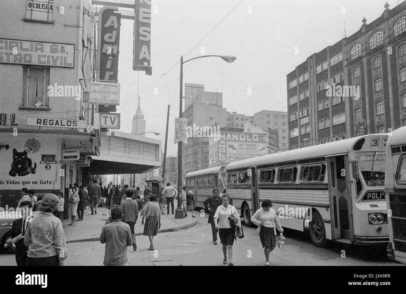 Street scene in Mexico City, 1970 Stock Photo - Alamy
