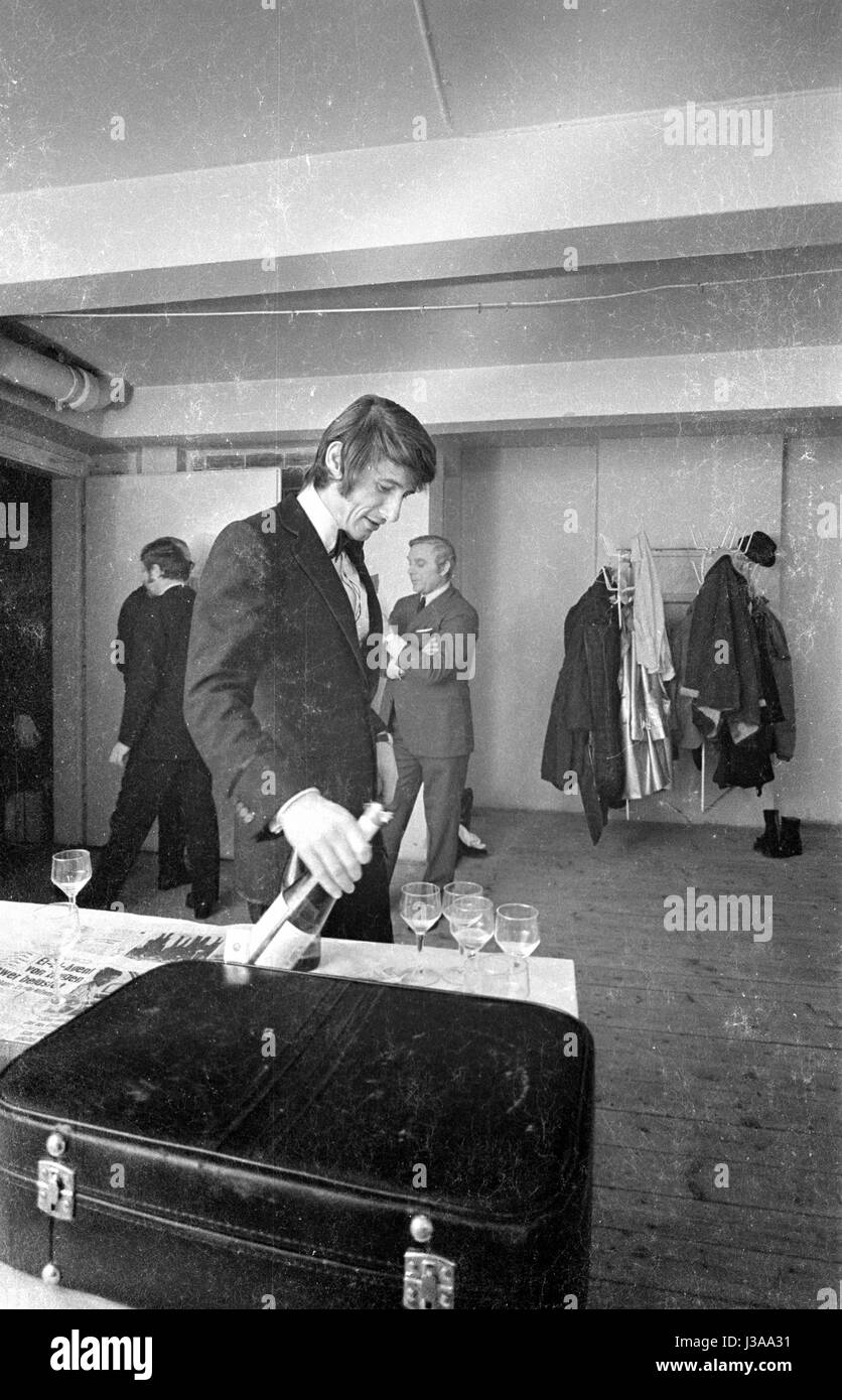 Star dressing room Black and White Stock Photos & Images - Alamy