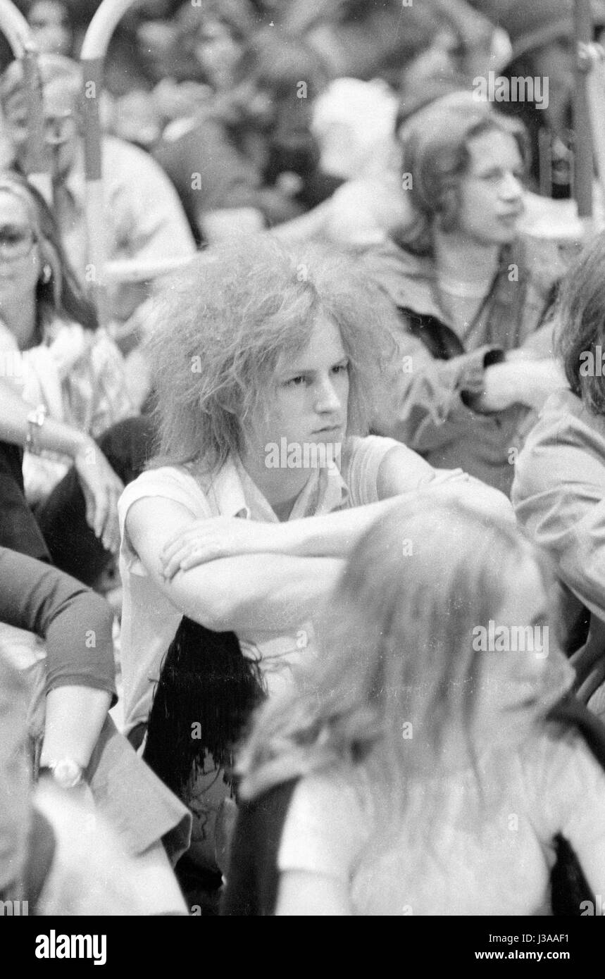 Crowd concert stadium Black and White Stock Photos & Images - Alamy