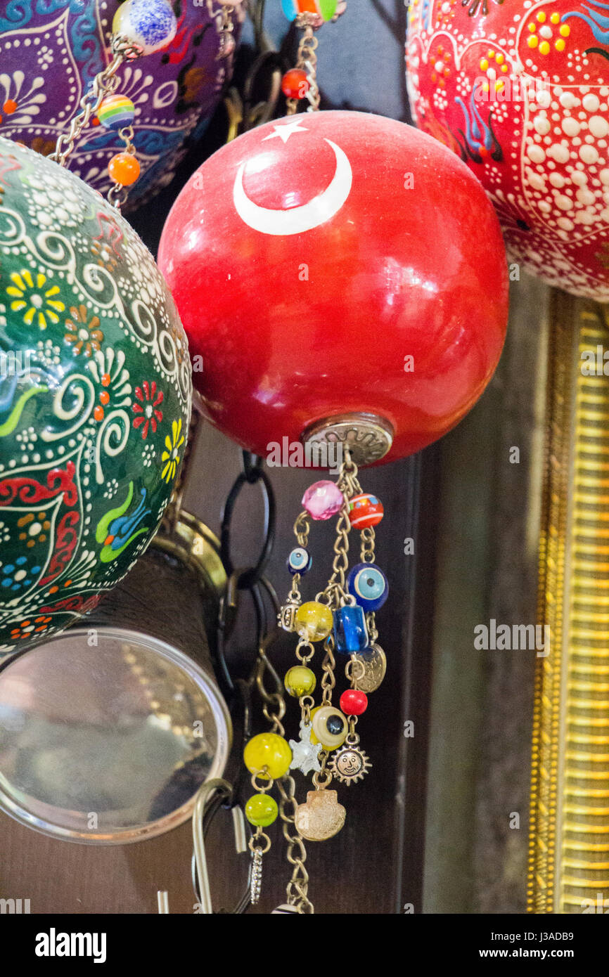 Turkish national flag drawn a decorative bead in bazaar Stock Photo - Alamy
