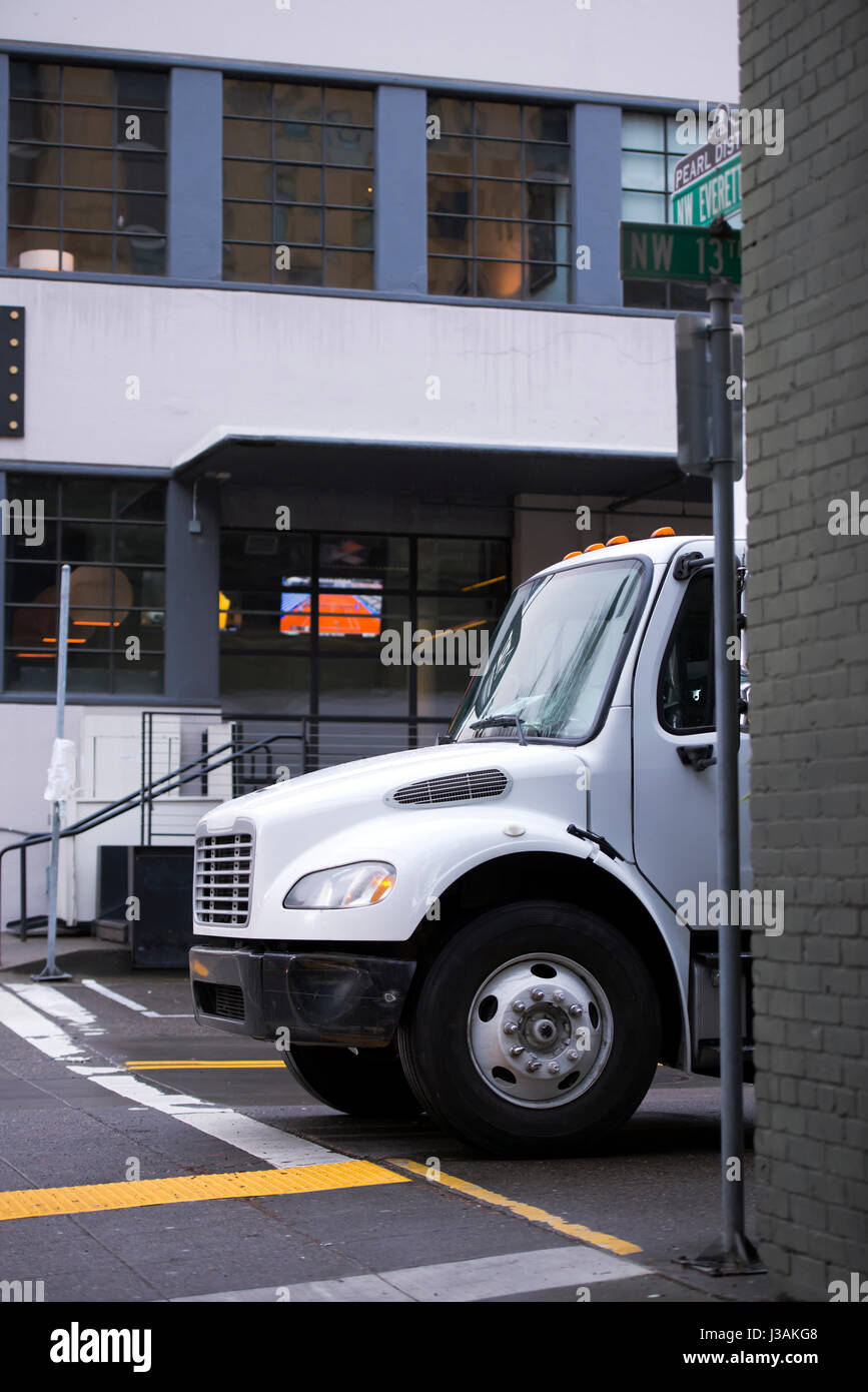 Semi commercial hi-res stock photography and images - Alamy